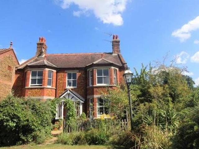 6 bedroom end of terrace house for sale in Hawthorn Cottages Dersingham PE31