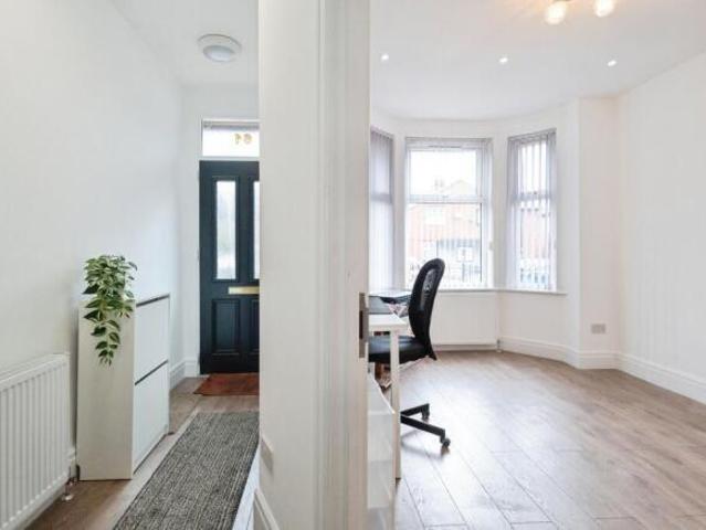 6 bedroom end of terrace house for sale in Lloyd Street South, Manchester, Greater Manchester, M14