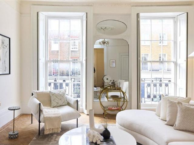 6 bedroom end of terrace house to rent