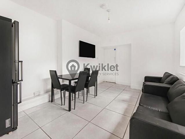 6 Bedroom End Of Terrace House To Rent In John Street, Treforest, Pontypridd, Mid Glamorgan, CF37