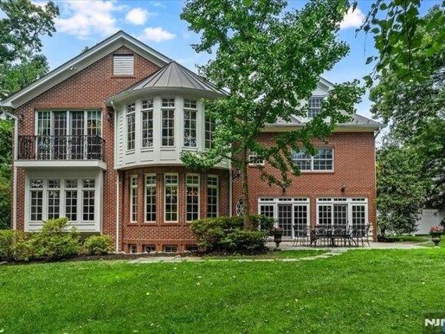 6 bedroom, Englewood NJ 07631 105159936