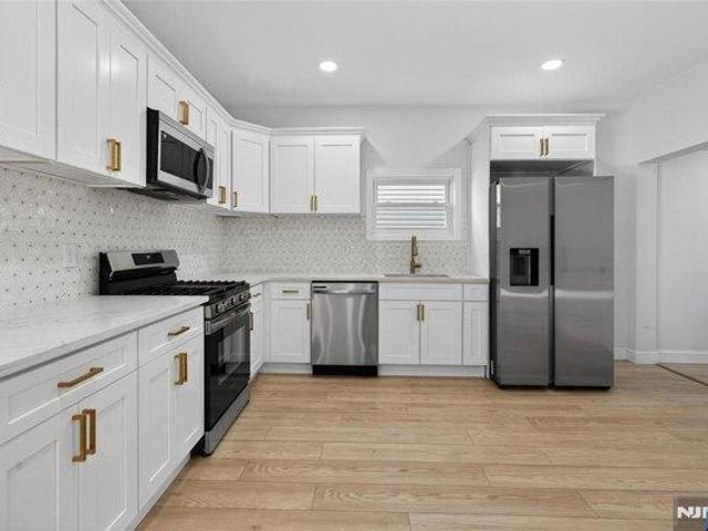 6 bedroom, East Orange NJ 07017 LS102313871