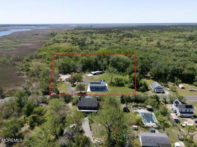 6 bedroom, Egg Harbor City NJ 08215 LS102826605