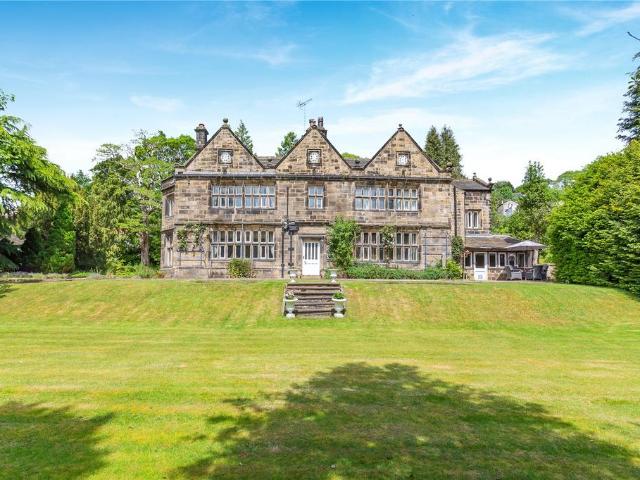 6 bedroom equestrian facility for sale