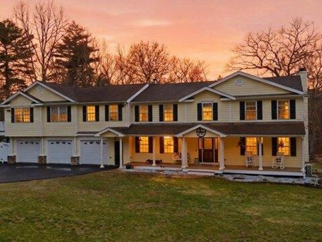 6 bedroom, Exeter RI 02822 102257893