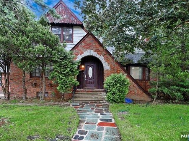 6 bedroom, Fair Lawn NJ 07410 104718019