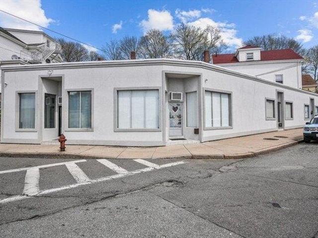6 bedroom, Fall River MA 02723 104113854