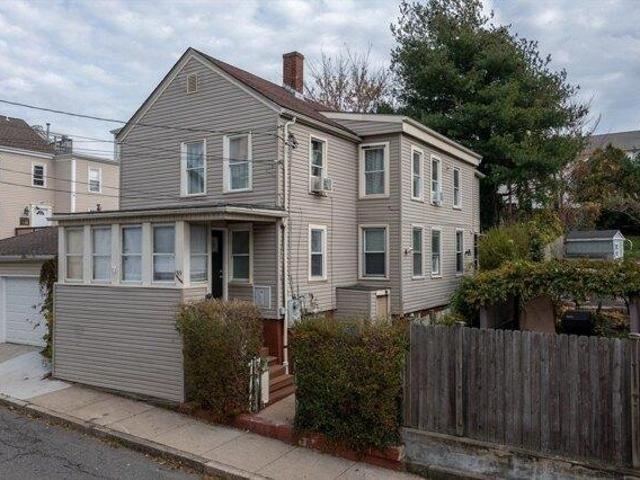 6 bedroom, Fall River MA 02720 102409496
