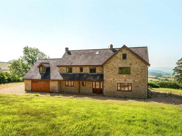 6 Bedroom Farm Commercial
