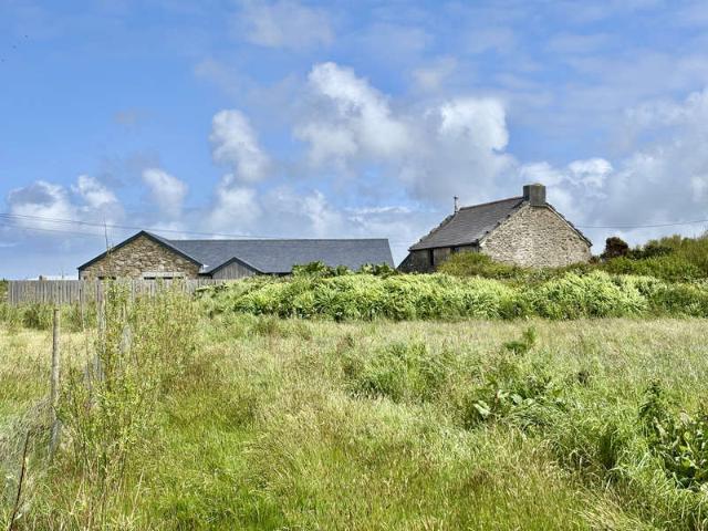 6 Bedroom Farm House Character Property