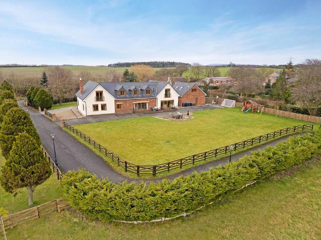 6 bedroom farm house for sale