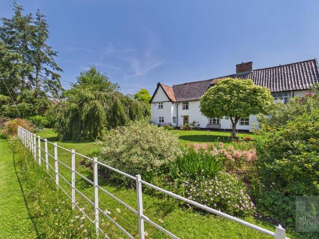 6 bedroom farm house for sale
