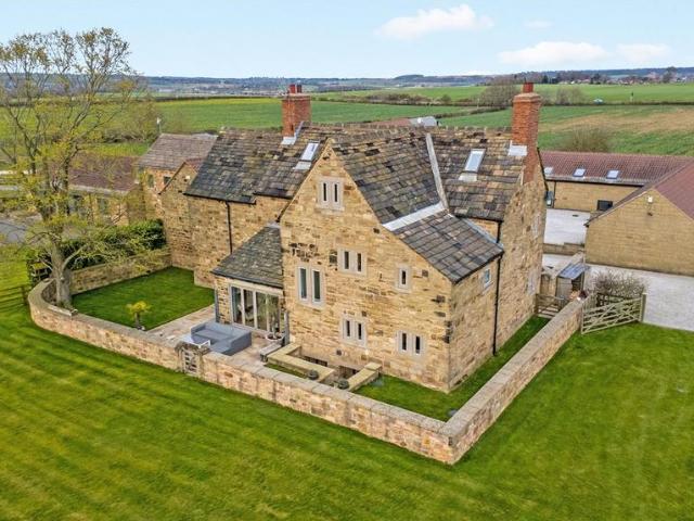 6 bedroom farm house for sale