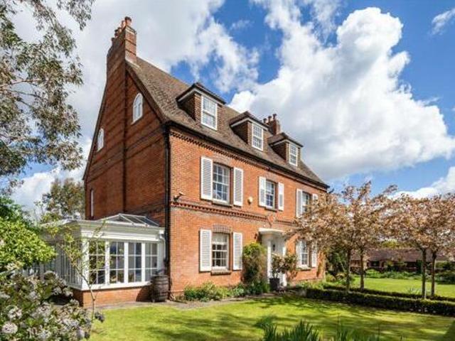 6 Bedroom Farm House For Sale In Ash Green, Surrey/hampshire Border