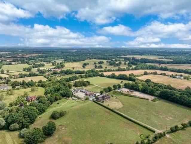 6 Bedroom Farm House For Sale In Billingshurst, West Sussex