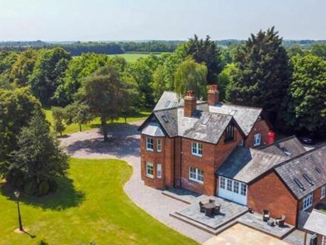 6 Bedroom Farm House For Sale In Hanwell