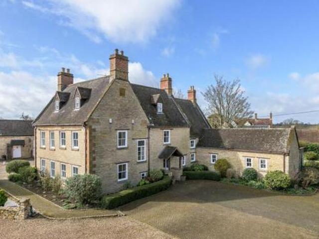6 Bedroom Farm House For Sale In Hinwick
