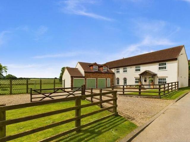 6 Bedroom Farm House For Sale In Hirst Courtney