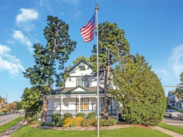 6 bedroom, Farmingdale NY 11735 103603947