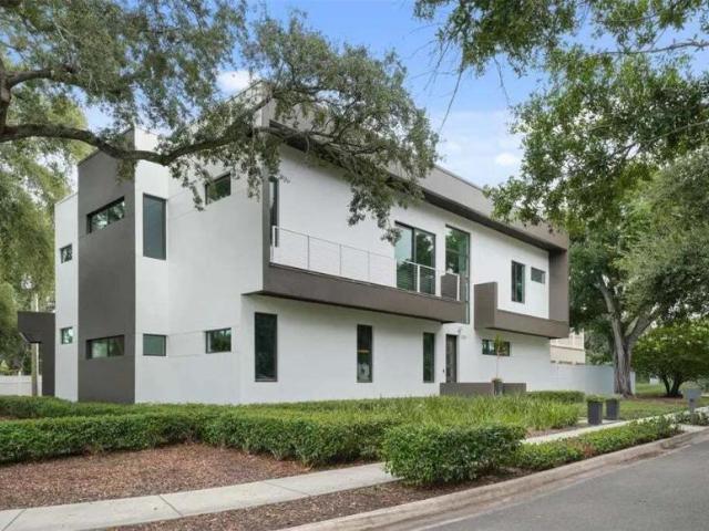 6 bedroom, FL FL 102519345