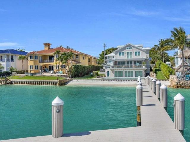 6 bedroom, FL FL 33469 LS100902098