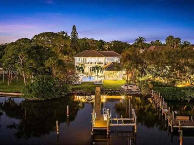 6 bedroom, FL FL LS101828438