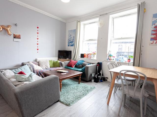 6 bedroom Flat To Let
