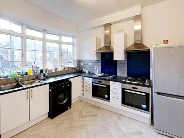 6 Bedroom Flat To Rent In London Road, Leicester, LE2