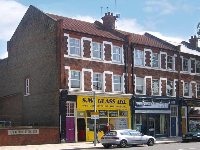 6 bedroom flat to rent