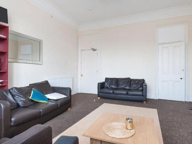 6 bedroom flat to rent