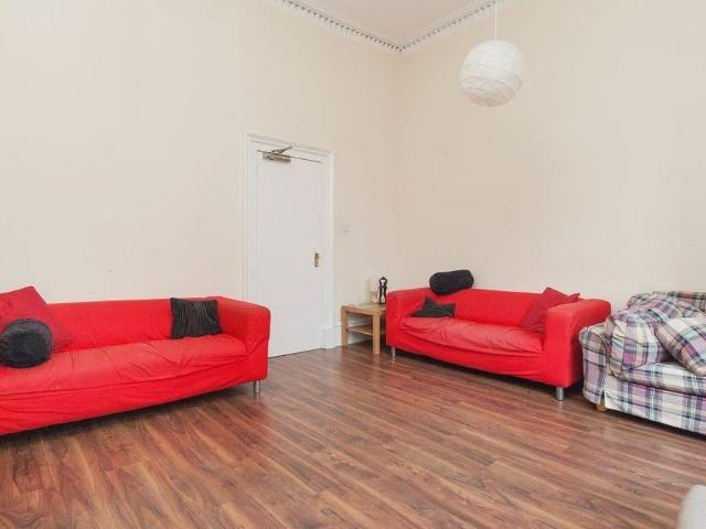 6 bedroom flat to rent
