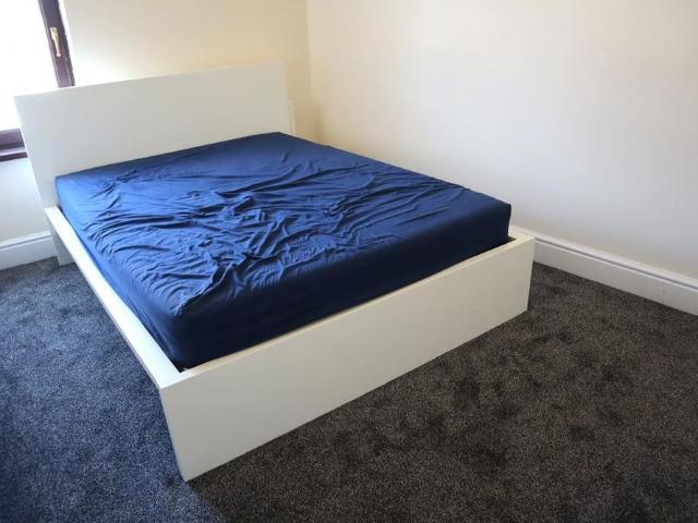 6 bedroom flat to rent