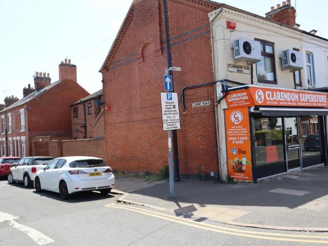 6 bedroom flat to rent