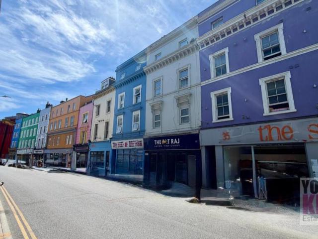 6 bedroom flat for sale
