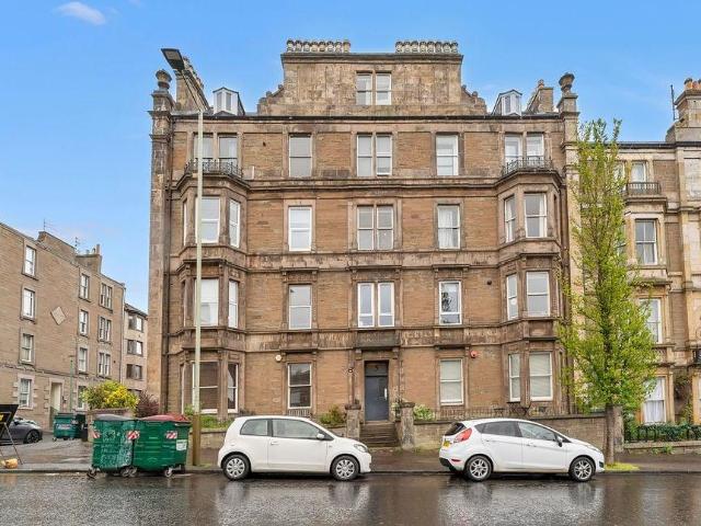 6 bedroom flat for sale