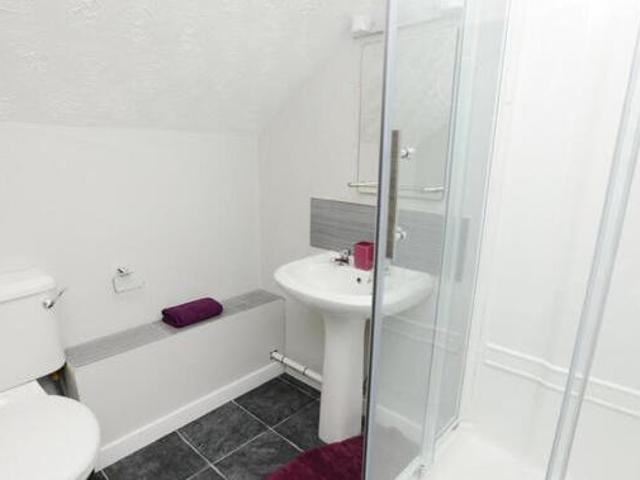 6 Bedroom Flat For Rent In Beeston, Nottingham