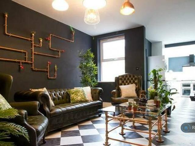 6 bedroom flat for rent in Channell Road Liverpool L6