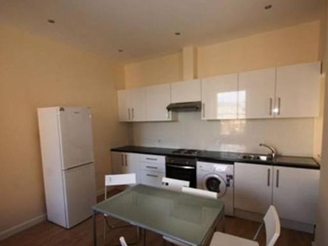 6 bedroom flat for rent in Clifton Pembroke Road BS8