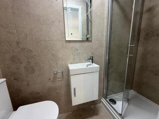 6 bedroom flat for rent in Havelock Place, Stoke On Trent, ST1