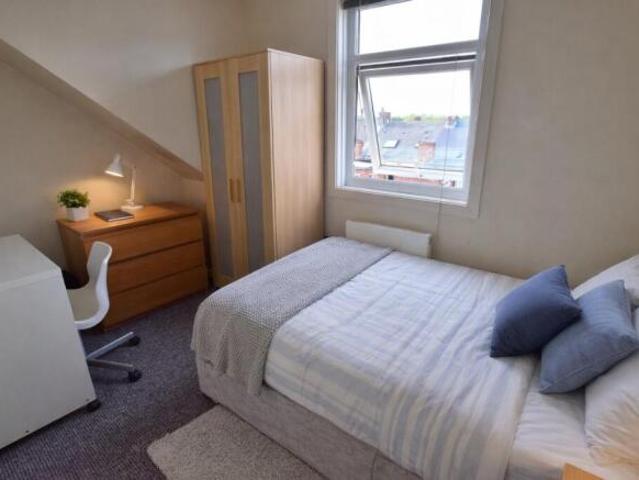 6 bedroom flat for rent in Hotspur Street, Heaton, NE6