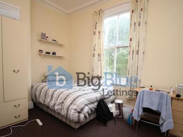 6 Bedroom Flat For Rent In Hyde Park Corner