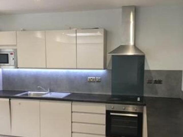6 Bedroom Flat For Rent In Leeds, West Yorkshire