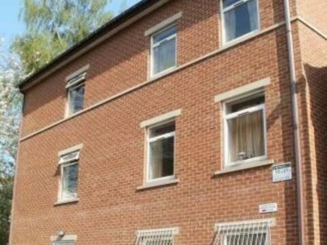 6 bedroom flat for rent in Spenceley Street University Leeds LS2