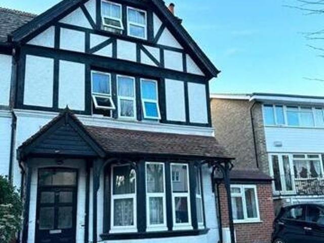 6 Bedroom Flat For Rent In Surbiton