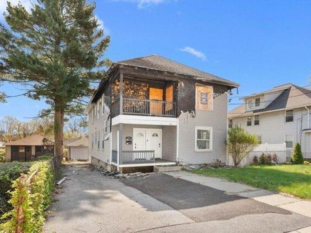 6 bedroom, Framingham MA 01702 102632432