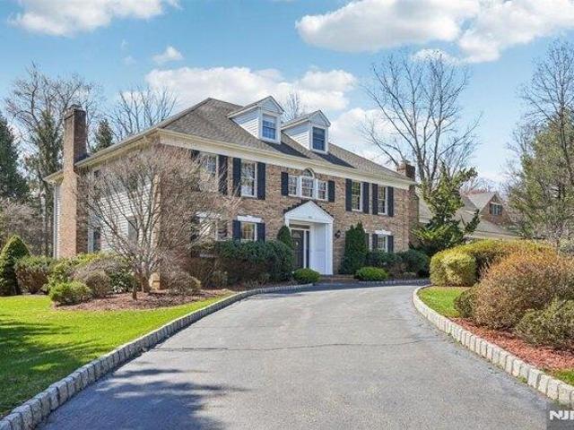 6 bedroom, Franklin Lakes NJ 07417 LS102027048