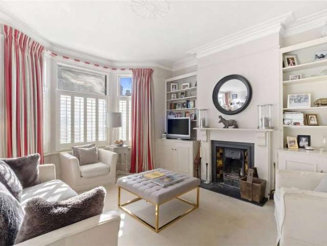 6 Bedroom House