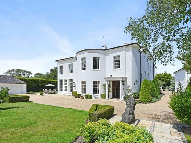 6 Bedroom House