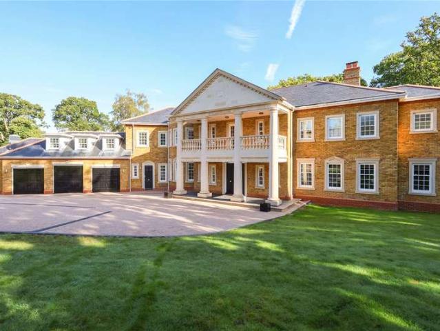 6 Bedroom House