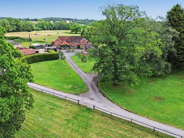 6 Bedroom House